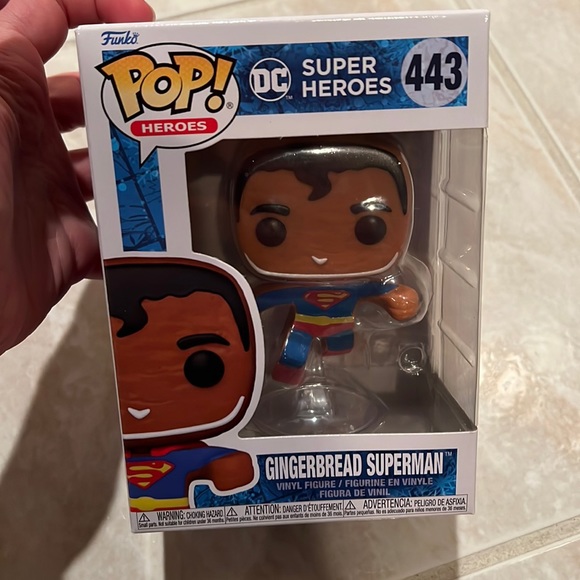 Funko | Toys | Nib Funko Pop Heroes Dc Holiday Gingerbread Superman 443 ...